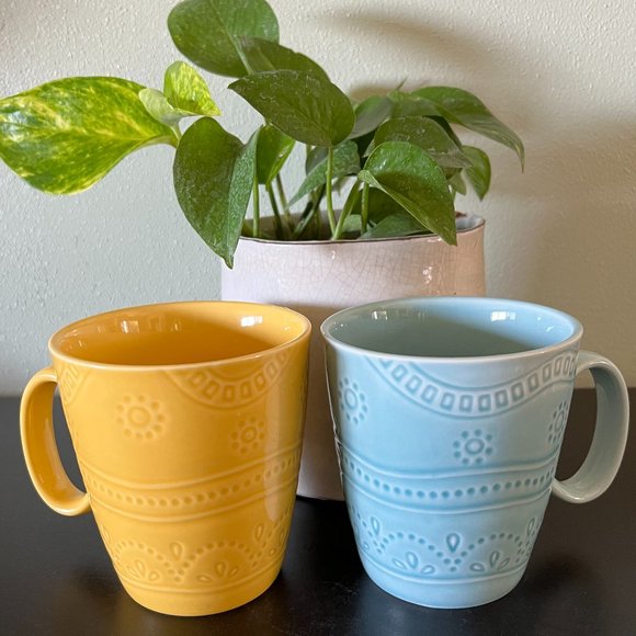 Threshold | Dining | Set Of 2 Threshold Stoneware Mugs W Embossed ...